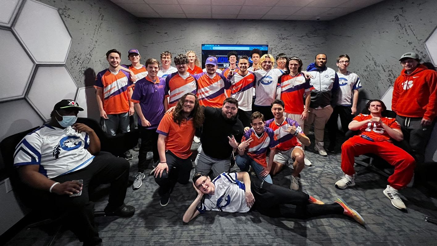 Chowan Esports Hosted Clemson Over The Weekend | Chowan University