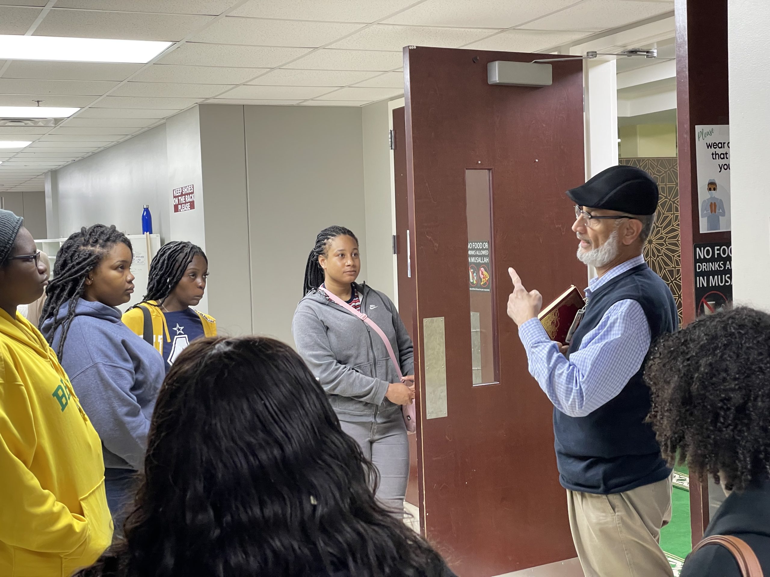 Religion Club Hosts Field Trip to Islamic Association of Raleigh ...