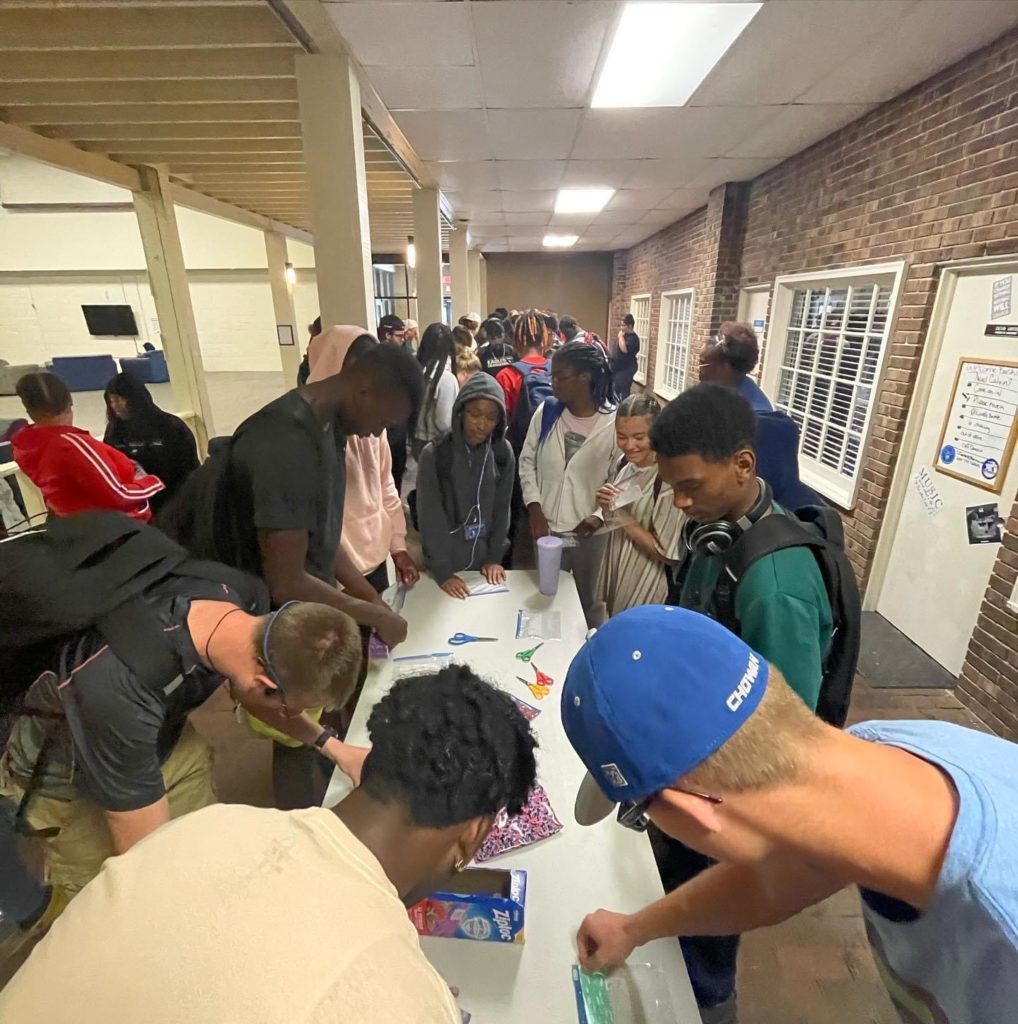 Chowan University Freshmen Serve Together to Help Elementary School ...